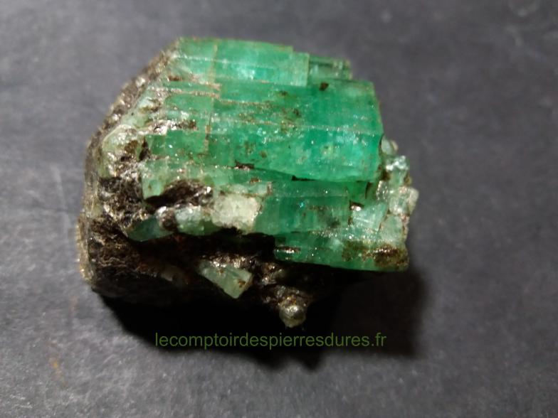 Emeraude – Le Comptoir des Pierres Dures